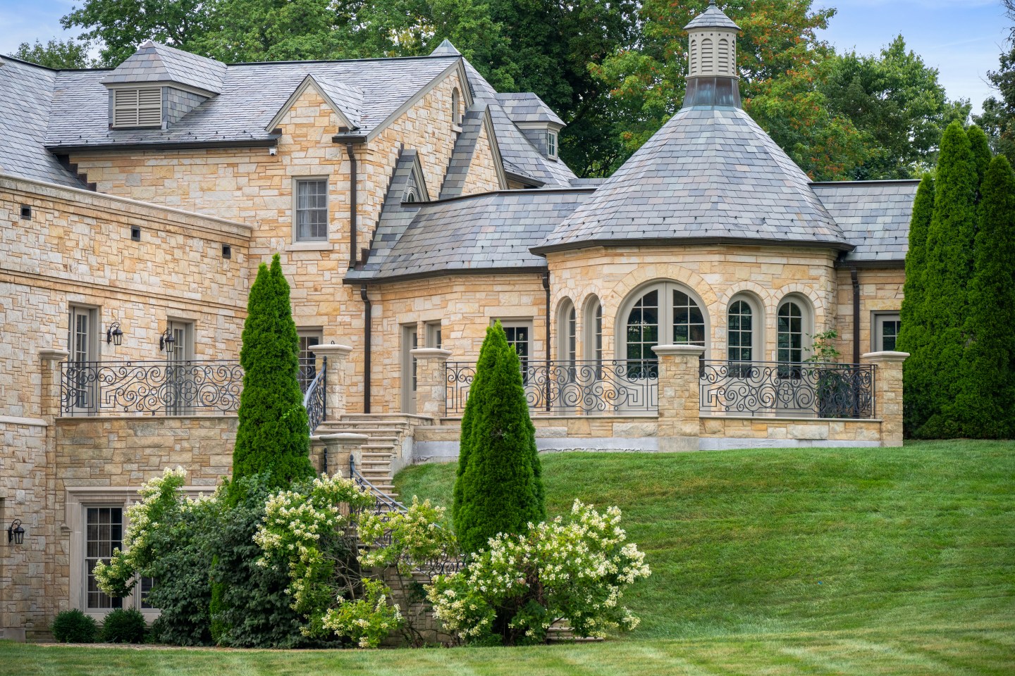 Introducing ‘Meadowview’, a Spectacular Estate with a Multi-Million ...